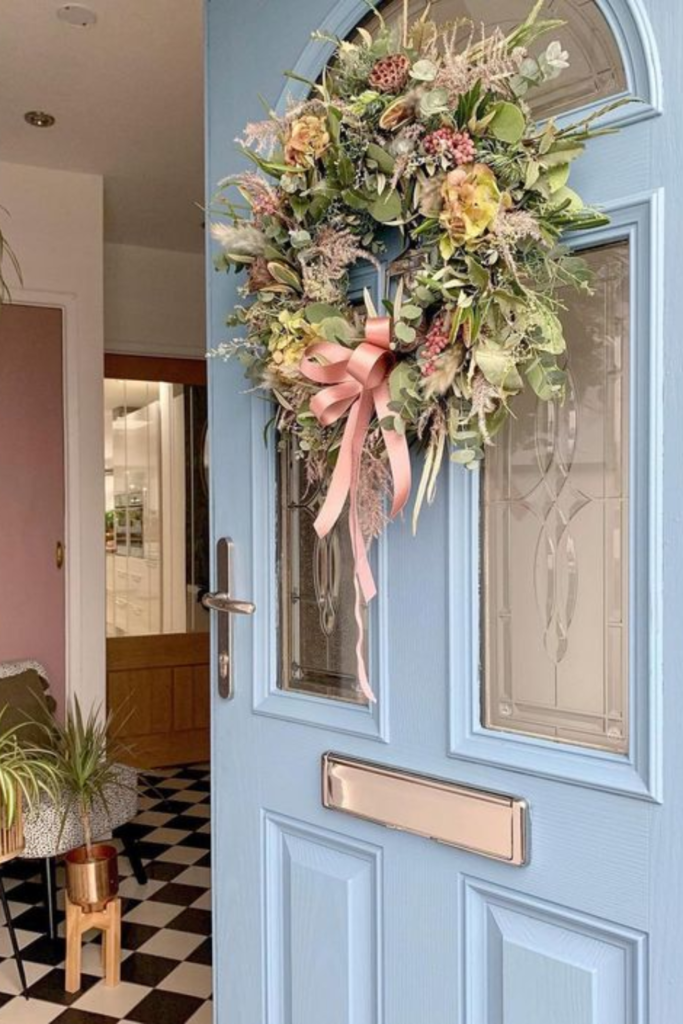 Elegant Spring Decor Ideas That Will Spruce Up Your Yard - Newbury Home