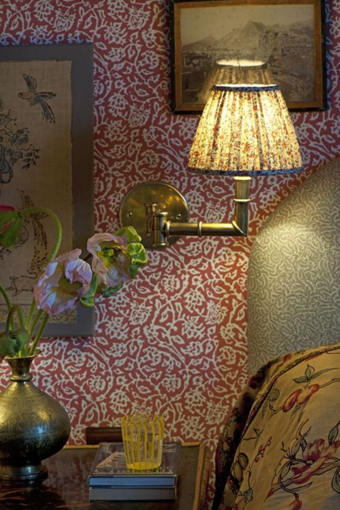 15 Colorful Bedroom Wallpaper Ideas that Will Brighten Any Room ...