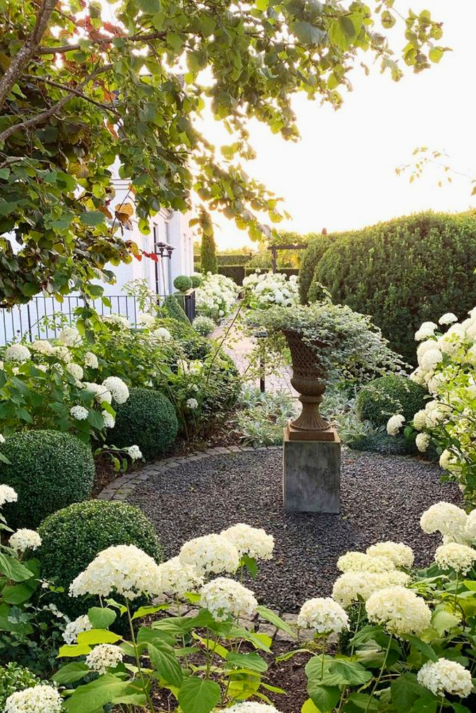8 Beautiful White Gardens + How to Get the Look - Newbury Home